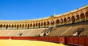 Kivir: 6 Lugares Icónicos de Sevilla Donde el Color Albero es el Rey ...